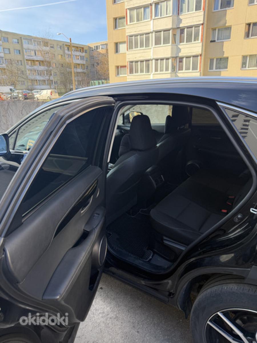 Melns Lexus NX 300 2017 Tallina, ar dzinēja tilpumu 0.00 L un nobraukumu 290 tūkst. km par 20000 €, foto 8 vietnē AUTOMOTO.COM.LV