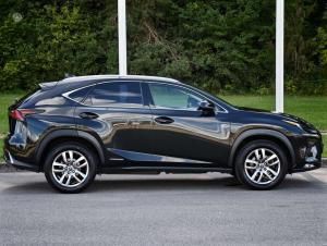 Черный Лексус NX 300 2019 в Вильнюс, объемом двигателя 2.50 л и пробегом 184 тыс. км за 23500 €, фото 9 на AUTOMOTO.COM.LV