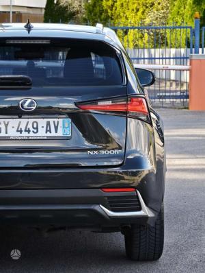 Черный Лексус NX 300 2019 в Вильнюс, объемом двигателя 2.50 л и пробегом 184 тыс. км за 23500 €, фото 11 на AUTOMOTO.COM.LV
