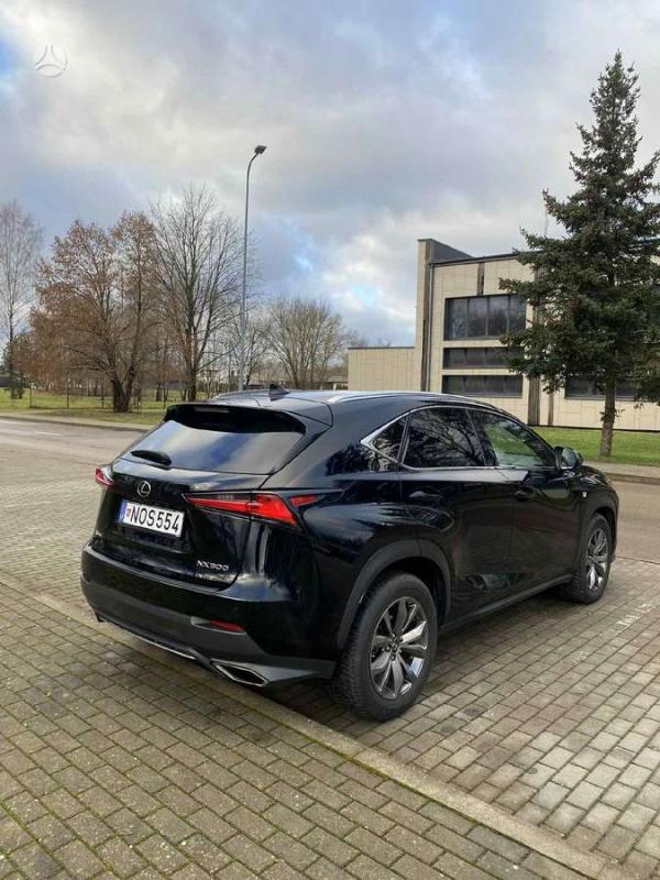 Black Lexus NX 300 2020 in Taurage, with an engine capacity of 2.00 L and mileage of 114 thousand km for 24000 €, photo 8 on AUTOMOTO.COM.LV