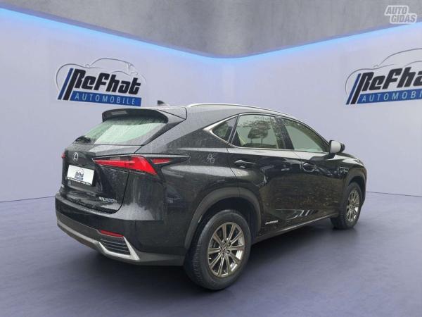 Black Lexus NX 300 2020 in Kaunas, with an engine capacity of 2.50 L and mileage of 62 thousand km for 30949 €, photo 8 on AUTOMOTO.COM.LV