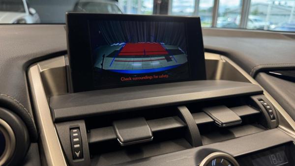 Blue Lexus NX 300 2017 in Marupe, with an engine capacity of 2.50 L and mileage of 175 thousand km for 19490 €, photo 9 on AUTOMOTO.COM.LV