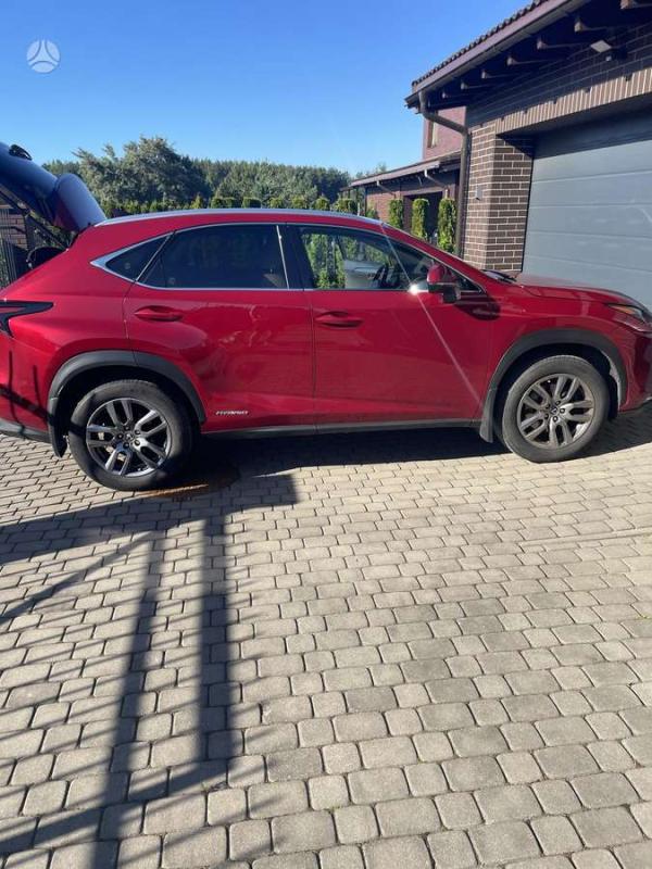 Red Lexus NX 300 2018 in Vilnius, with an engine capacity of 0.00 L and mileage of 67 thousand km for 30000 €, photo 5 on AUTOMOTO.COM.LV