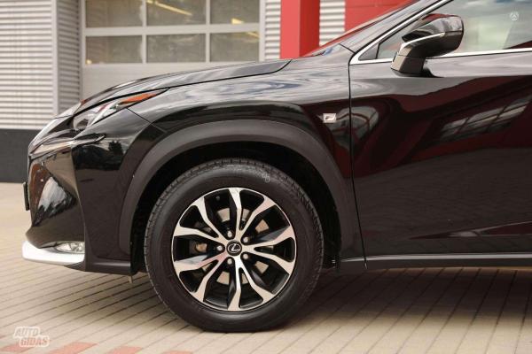 Black Lexus NX 300h 2014 in Marijampole, with an engine capacity of 2.50 L and mileage of 295 thousand km for 18450 €, photo 8 on AUTOMOTO.COM.LV