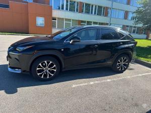 Black Lexus NX 300h 2014 in Jonava, with an engine capacity of 2.49 L and mileage of 208 thousand km for 20000 €, photo 3 on AUTOMOTO.COM.LV