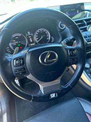 Black Lexus NX 300h 2014 in Jonava, with an engine capacity of 2.49 L and mileage of 208 thousand km for 20000 €, photo 6 on AUTOMOTO.COM.LV