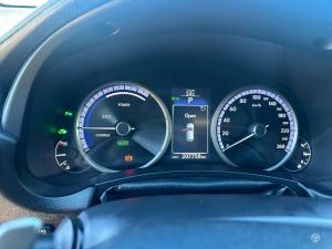Black Lexus NX 300h 2014 in Jonava, with an engine capacity of 2.49 L and mileage of 208 thousand km for 20000 €, photo 7 on AUTOMOTO.COM.LV