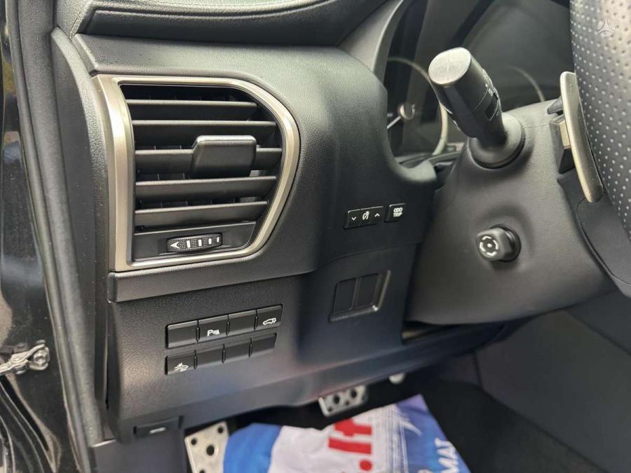 Black Lexus NX 300h 2014 in Vilnius, with an engine capacity of 2.49 L and mileage of 277 thousand km for 19700 €, photo 21 on AUTOMOTO.COM.LV