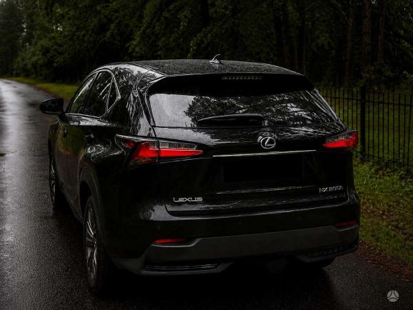 Черный Лексус NX 300h 2014 в Вильнюс, объемом двигателя 2.49 л и пробегом 277 тыс. км за 19500 €, фото 10 на AUTOMOTO.COM.LV