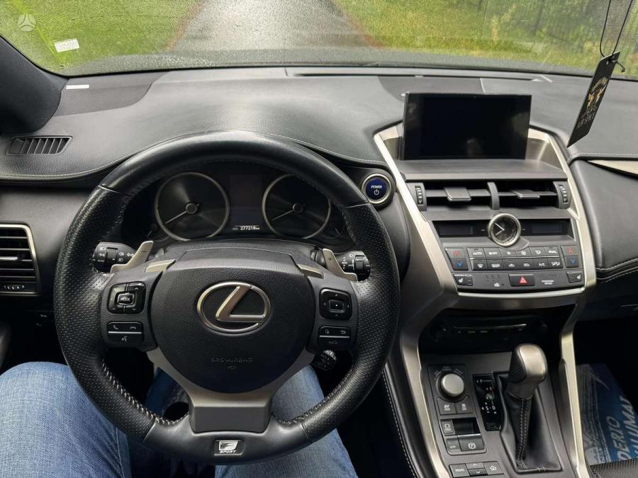 Melns Lexus NX 300h 2014 Viļņa, ar dzinēja tilpumu 2.49 L un nobraukumu 277 tūkst. km par 19500 €, foto 21 vietnē AUTOMOTO.COM.LV