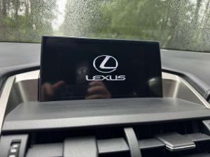 Melns Lexus NX 300h 2014 Viļņa, ar dzinēja tilpumu 2.49 L un nobraukumu 277 tūkst. km par 19500 €, foto 22 vietnē AUTOMOTO.COM.LV