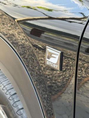 Black Lexus NX 300h 2014 in Kaunas, with an engine capacity of 2.49 L and mileage of 215 thousand km for 19900 €, photo 5 on AUTOMOTO.COM.LV