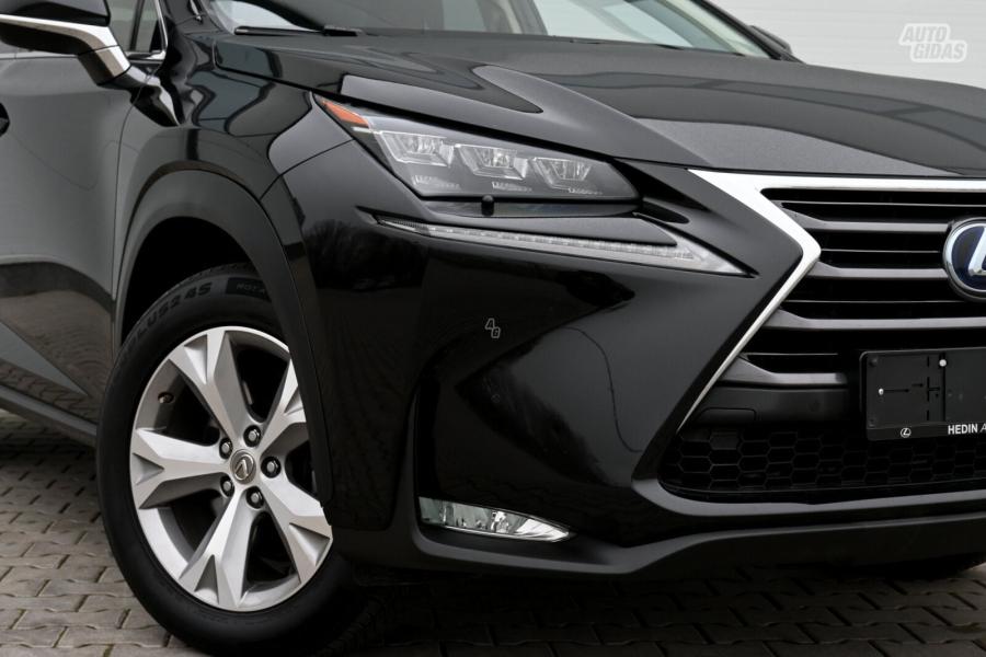 Black Lexus NX 300h 2015 in Kretinga, with an engine capacity of 2.50 L and mileage of 196 thousand km for 19499 €, photo 6 on AUTOMOTO.COM.LV