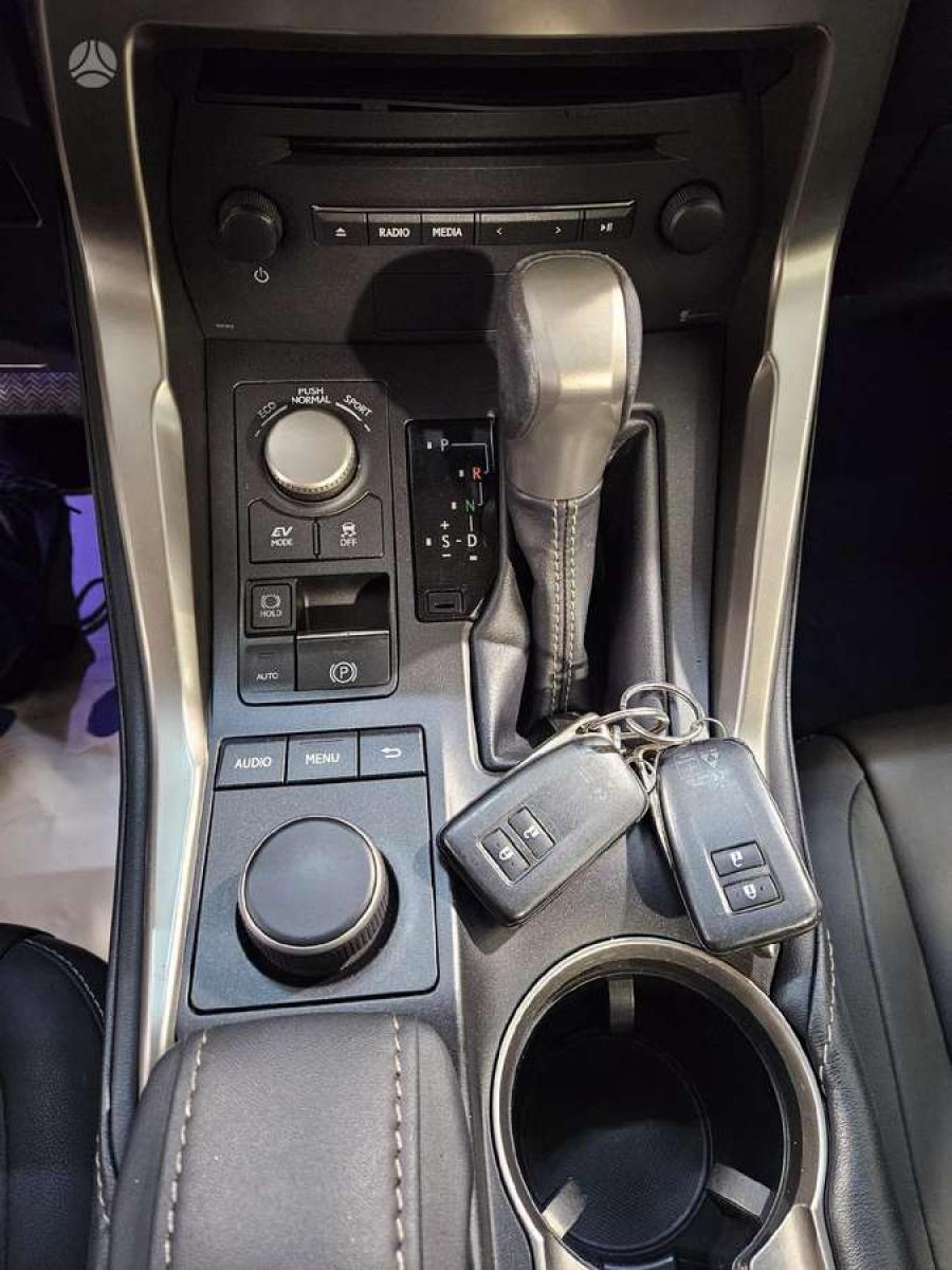 Black Lexus NX 300h 2015 in Marijampole, with an engine capacity of 2.49 L and mileage of 304 thousand km for 13700 €, photo 17 on AUTOMOTO.COM.LV