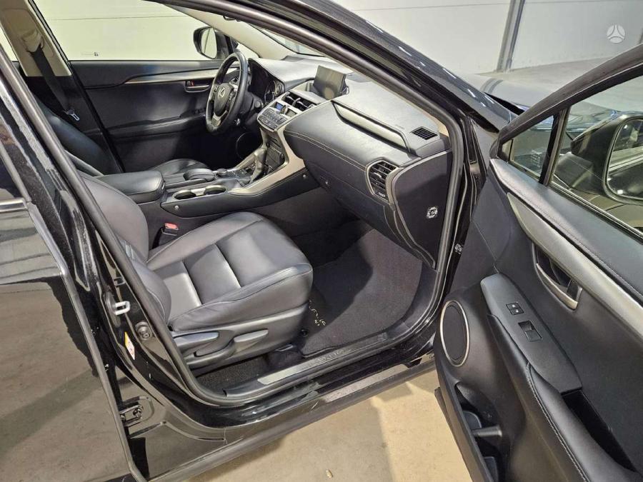 Black Lexus NX 300h 2015 in Marijampole, with an engine capacity of 2.49 L and mileage of 304 thousand km for 13700 €, photo 26 on AUTOMOTO.COM.LV