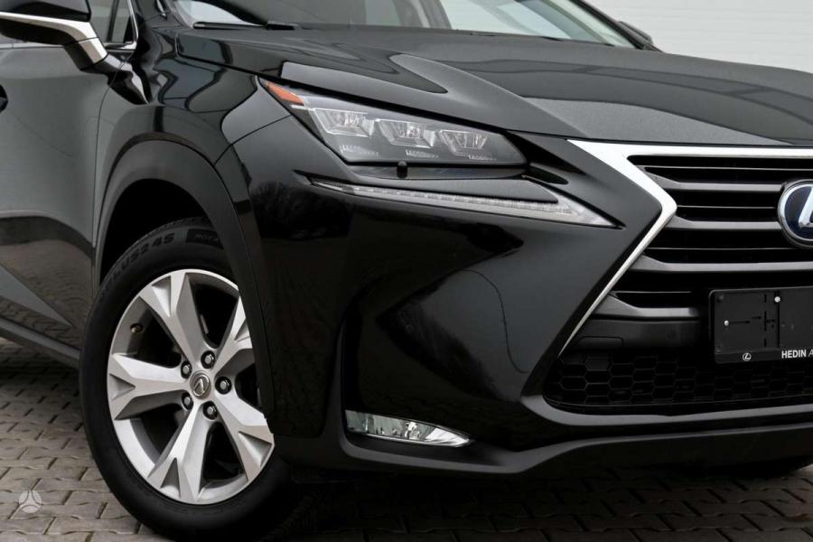 Black Lexus NX 300h 2015 in Kretinga, with an engine capacity of 2.49 L and mileage of 196 thousand km for 19499 €, photo 6 on AUTOMOTO.COM.LV