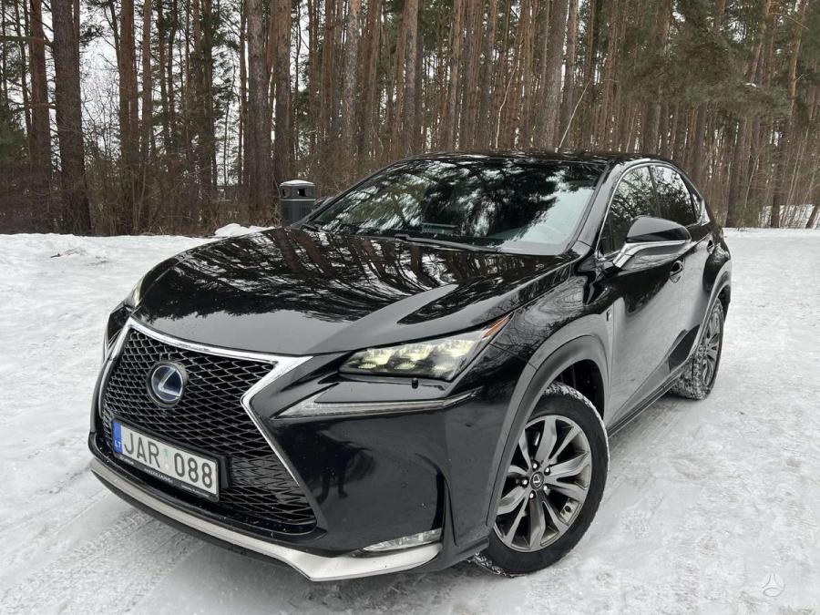 Melns Lexus NX 300h 2015 Viļņa, ar dzinēja tilpumu 2.49 L un nobraukumu 180 tūkst. km par 17900 €, foto 1 vietnē AUTOMOTO.COM.LV