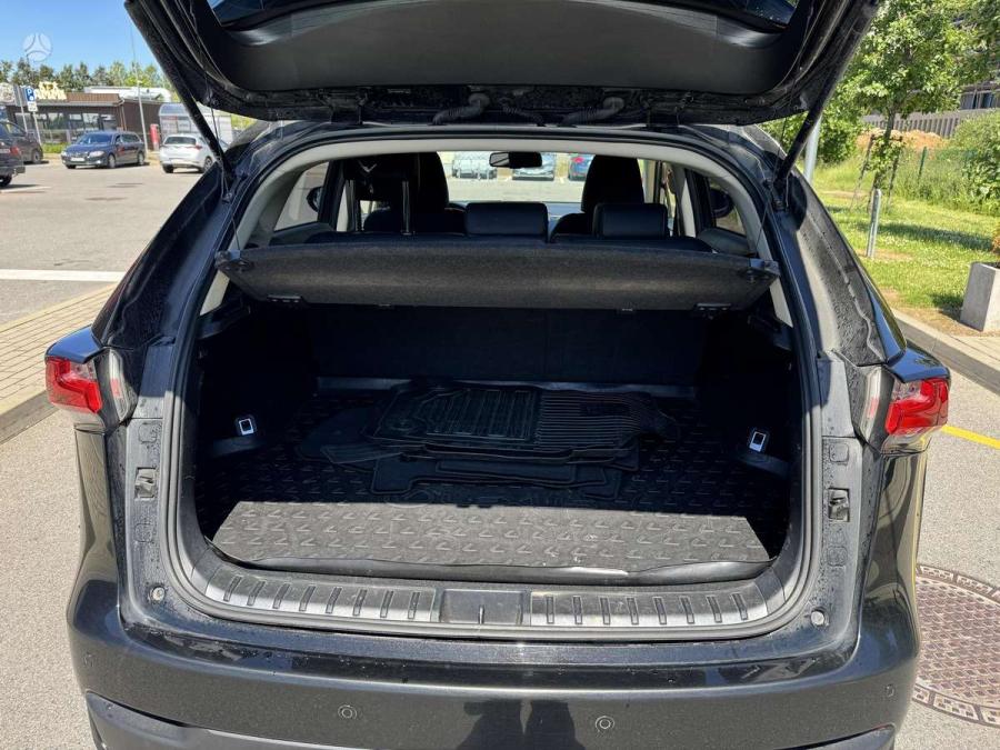 Melns Lexus NX 300h 2015 Viļņa, ar dzinēja tilpumu 2.49 L un nobraukumu 220 tūkst. km par 17700 €, foto 8 vietnē AUTOMOTO.COM.LV