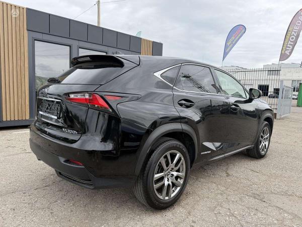 Black Lexus NX 300h 2015 in Panevezys, with an engine capacity of 2.49 L and mileage of 158 thousand km for 21300 €, photo 5 on AUTOMOTO.COM.LV