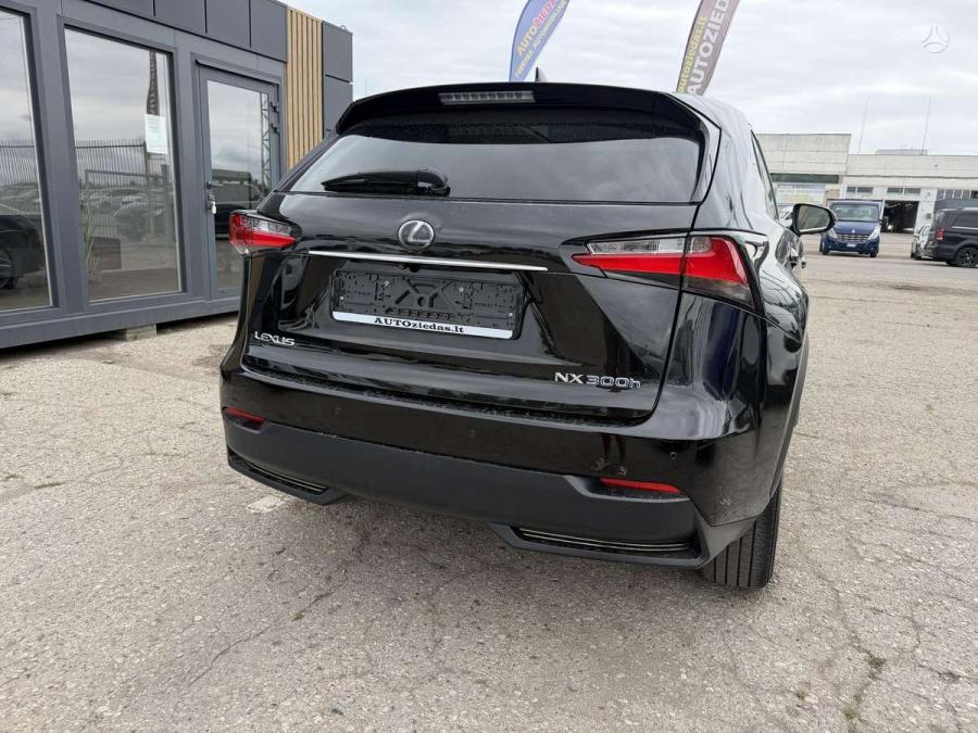 Черный Лексус NX 300h 2015 в Паневежис, объемом двигателя 2.49 л и пробегом 158 тыс. км за 21300 €, фото 8 на AUTOMOTO.COM.LV