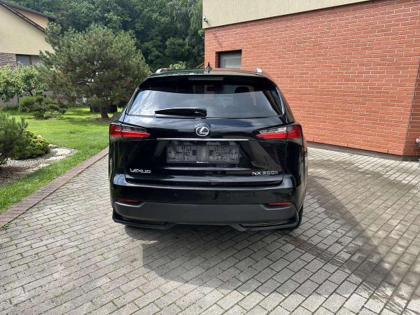 Melns Lexus NX 300h 2015 Kauņa, ar dzinēja tilpumu 2.49 L un nobraukumu 133 tūkst. km par 18900 €, foto 7 vietnē AUTOMOTO.COM.LV