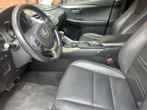 Melns Lexus NX 300h 2015 Kauņa, ar dzinēja tilpumu 2.49 L un nobraukumu 133 tūkst. km par 18900 €, foto 10 vietnē AUTOMOTO.COM.LV