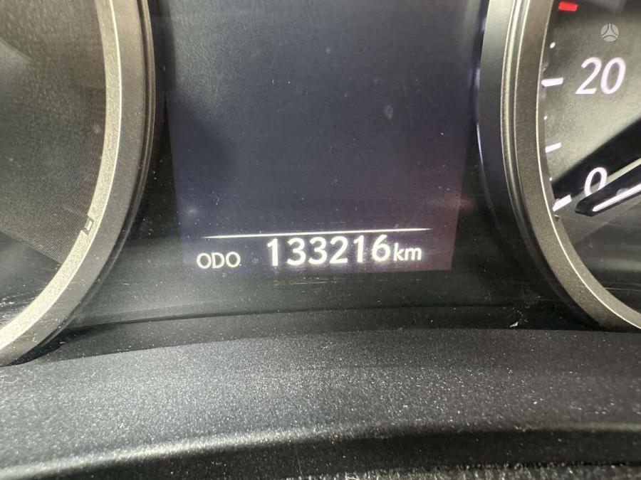 Melns Lexus NX 300h 2015 Kauņa, ar dzinēja tilpumu 2.49 L un nobraukumu 133 tūkst. km par 18900 €, foto 13 vietnē AUTOMOTO.COM.LV