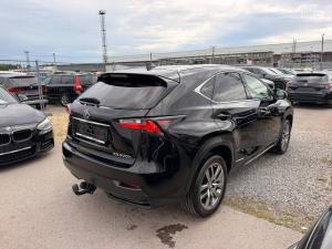 Melns Lexus NX 300h 2015 Kauņa, ar dzinēja tilpumu 2.50 L un nobraukumu 150 tūkst. km par 16999 €, foto 5 vietnē AUTOMOTO.COM.LV