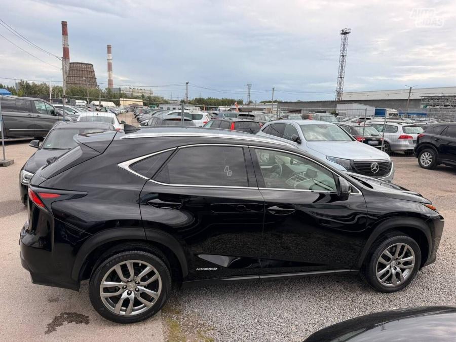 Melns Lexus NX 300h 2015 Kauņa, ar dzinēja tilpumu 2.50 L un nobraukumu 150 tūkst. km par 16999 €, foto 6 vietnē AUTOMOTO.COM.LV