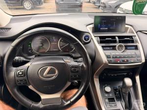 Melns Lexus NX 300h 2015 Kauņa, ar dzinēja tilpumu 2.50 L un nobraukumu 150 tūkst. km par 16999 €, foto 17 vietnē AUTOMOTO.COM.LV