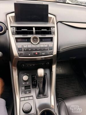 Melns Lexus NX 300h 2015 Kauņa, ar dzinēja tilpumu 2.50 L un nobraukumu 150 tūkst. km par 16999 €, foto 21 vietnē AUTOMOTO.COM.LV