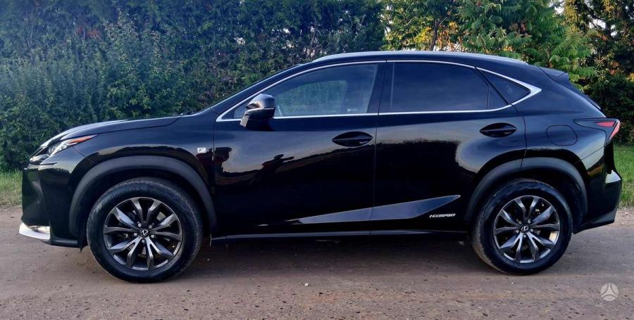 Black Lexus NX 300h 2015 in Palanga, with an engine capacity of 2.49 L and mileage of 187 thousand km for 18650 €, photo 6 on AUTOMOTO.COM.LV