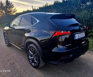 Black Lexus NX 300h 2015 in Palanga, with an engine capacity of 2.49 L and mileage of 187 thousand km for 18650 €, photo 7 on AUTOMOTO.COM.LV