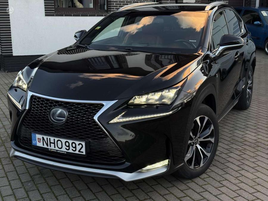 Черный Лексус NX 300h 2015 в Клайпеда, объемом двигателя 2.49 л и пробегом 200 тыс. км за 18800 €, фото 6 на AUTOMOTO.COM.LV