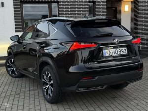 Черный Лексус NX 300h 2015 в Клайпеда, объемом двигателя 2.49 л и пробегом 200 тыс. км за 18800 €, фото 11 на AUTOMOTO.COM.LV