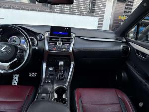 Черный Лексус NX 300h 2015 в Клайпеда, объемом двигателя 2.49 л и пробегом 200 тыс. км за 18800 €, фото 19 на AUTOMOTO.COM.LV