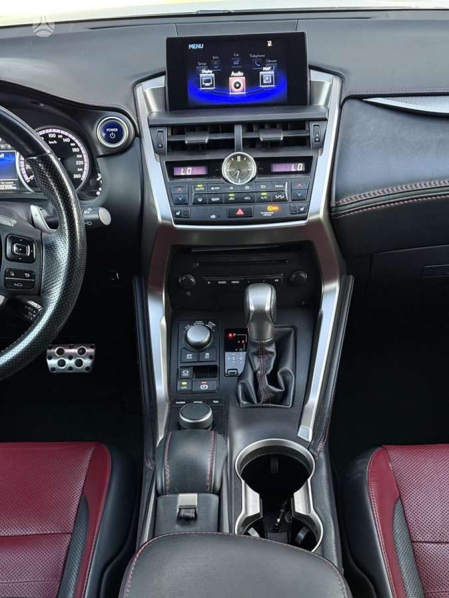 Черный Лексус NX 300h 2015 в Клайпеда, объемом двигателя 2.49 л и пробегом 200 тыс. км за 18800 €, фото 20 на AUTOMOTO.COM.LV