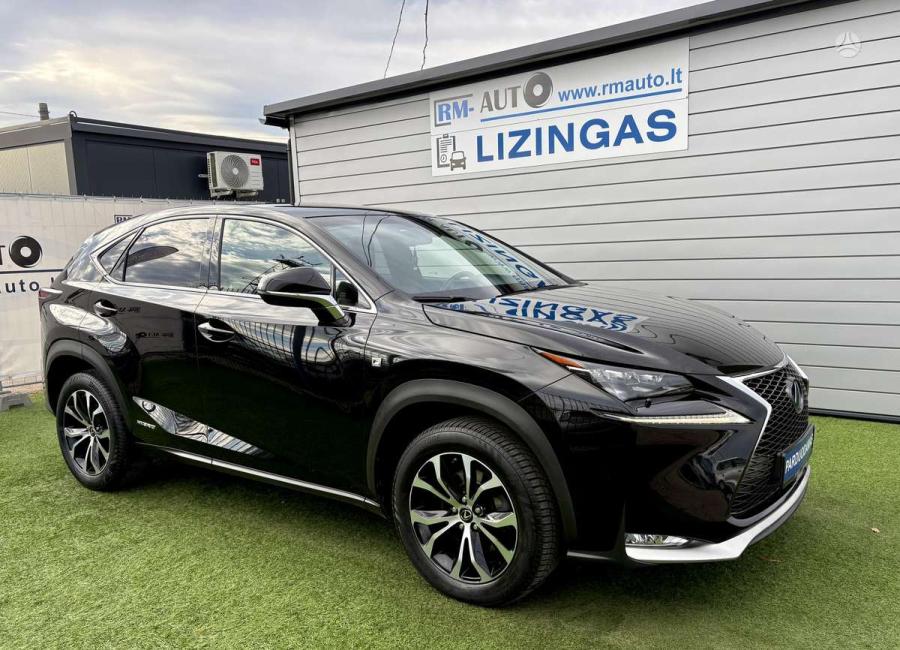 Melns Lexus NX 300h 2015 Panevēža, ar dzinēja tilpumu 2.49 L un nobraukumu 92 tūkst. km par 21800 €, foto 4 vietnē AUTOMOTO.COM.LV