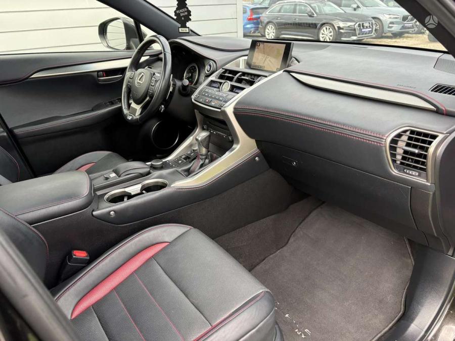 Melns Lexus NX 300h 2015 Panevēža, ar dzinēja tilpumu 2.49 L un nobraukumu 92 tūkst. km par 21800 €, foto 26 vietnē AUTOMOTO.COM.LV