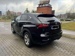 Melns Lexus NX 300h 2016 Viļņa, ar dzinēja tilpumu 2.50 L un nobraukumu 162 tūkst. km par 18500 €, foto 4 vietnē AUTOMOTO.COM.LV