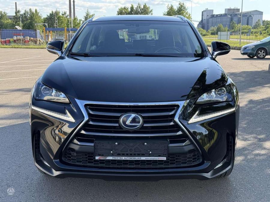 Black Lexus NX 300h 2016 in Panevezys, with an engine capacity of 2.49 L and mileage of 140 thousand km for 17200 €, photo 8 on AUTOMOTO.COM.LV