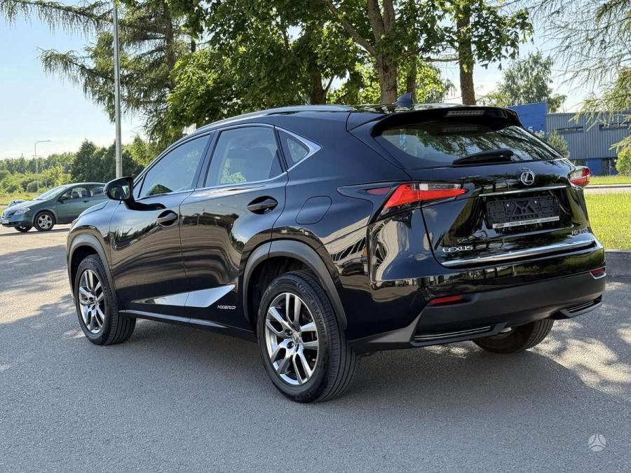 Black Lexus NX 300h 2016 in Panevezys, with an engine capacity of 2.49 L and mileage of 140 thousand km for 17200 €, photo 17 on AUTOMOTO.COM.LV