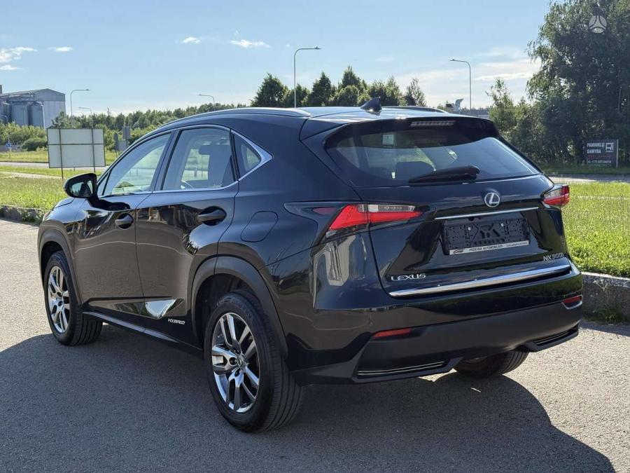 Black Lexus NX 300h 2016 in Panevezys, with an engine capacity of 2.49 L and mileage of 140 thousand km for 17200 €, photo 18 on AUTOMOTO.COM.LV