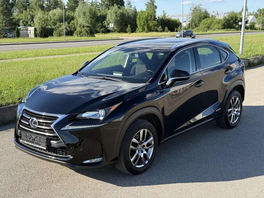 Black Lexus NX 300h 2016 in Panevezys, with an engine capacity of 2.49 L and mileage of 140 thousand km for 17200 €, photo 20 on AUTOMOTO.COM.LV