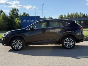 Black Lexus NX 300h 2016 in Panevezys, with an engine capacity of 2.49 L and mileage of 140 thousand km for 17200 €, photo 22 on AUTOMOTO.COM.LV