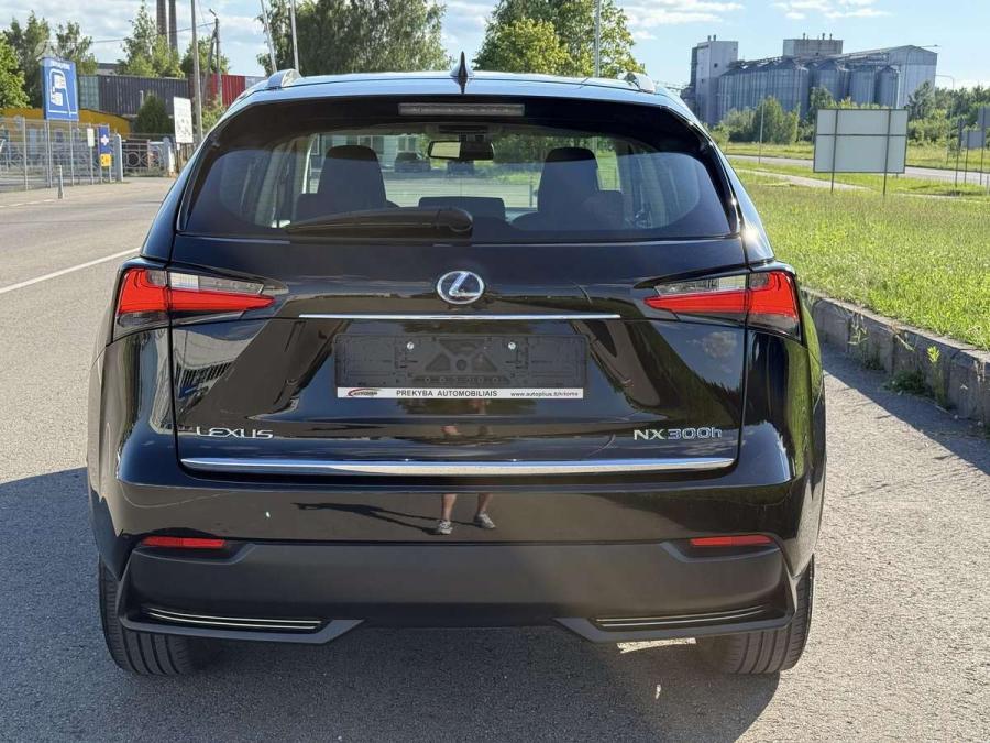 Black Lexus NX 300h 2016 in Panevezys, with an engine capacity of 2.49 L and mileage of 140 thousand km for 17200 €, photo 25 on AUTOMOTO.COM.LV