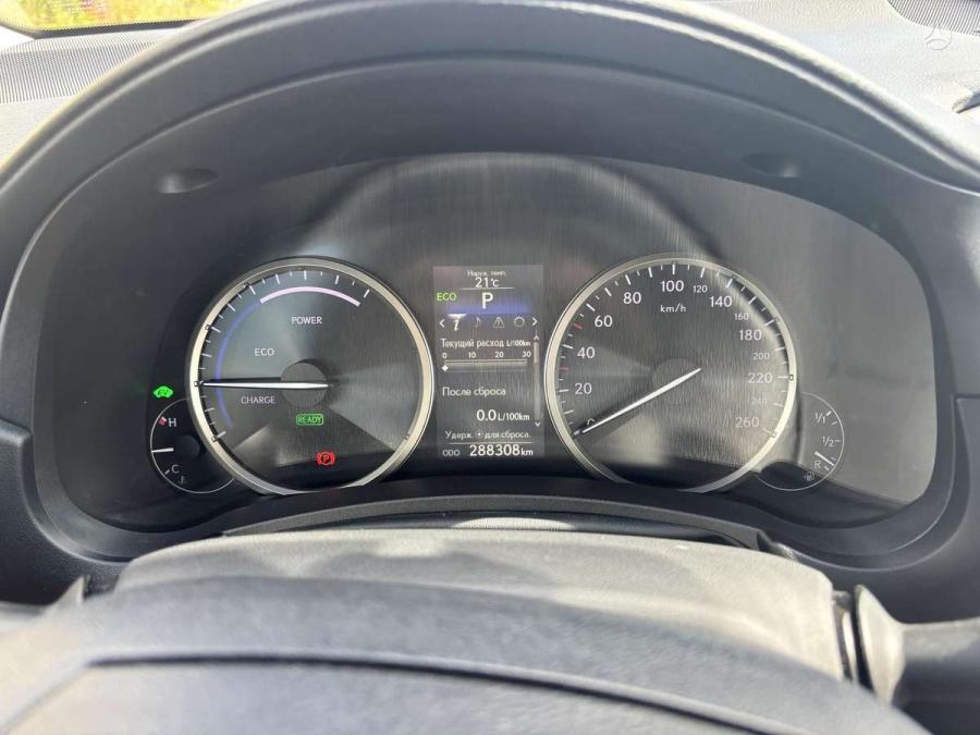 Black Lexus NX 300h 2016 in Vilnius, with an engine capacity of 2.49 L and mileage of 288 thousand km for 15300 €, photo 12 on AUTOMOTO.COM.LV