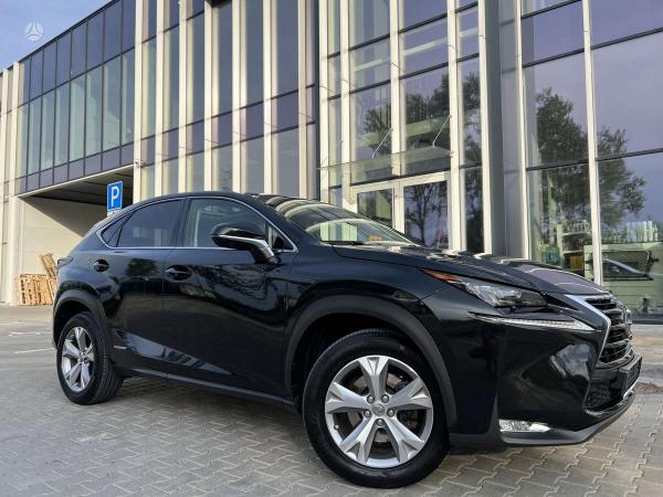 Черный Лексус NX 300h 2016 в Вильнюс, объемом двигателя 2.49 л и пробегом 200 тыс. км за 21600 €, фото 3 на AUTOMOTO.COM.LV