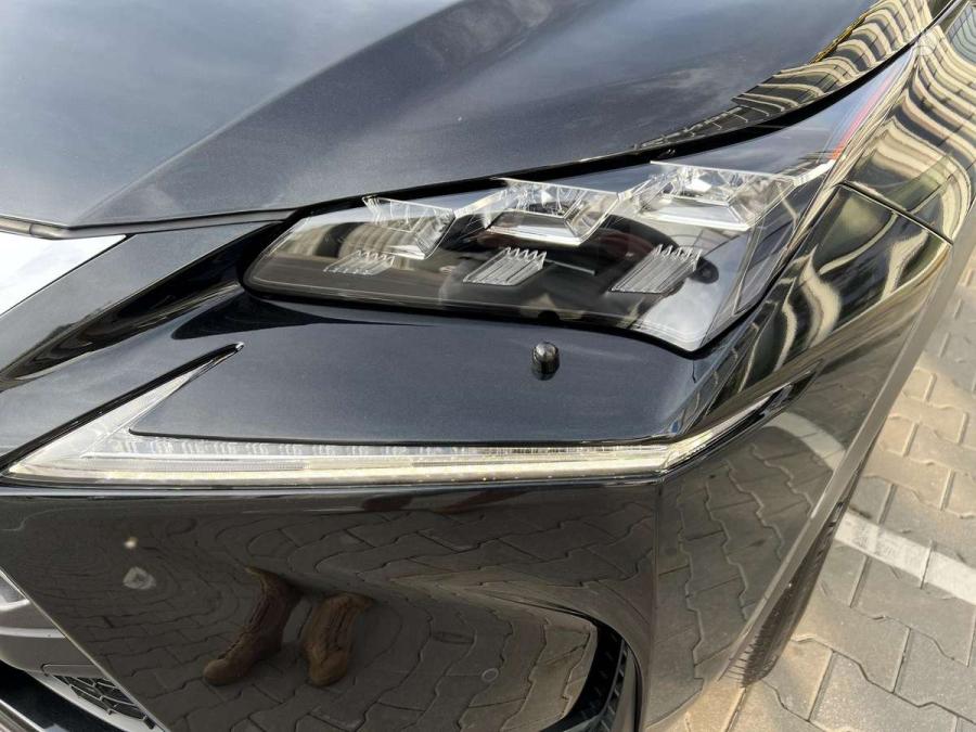 Melns Lexus NX 300h 2016 Viļņa, ar dzinēja tilpumu 2.49 L un nobraukumu 200 tūkst. km par 21600 €, foto 10 vietnē AUTOMOTO.COM.LV