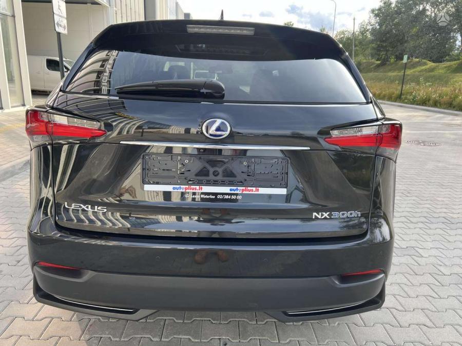 Melns Lexus NX 300h 2016 Viļņa, ar dzinēja tilpumu 2.49 L un nobraukumu 200 tūkst. km par 21600 €, foto 18 vietnē AUTOMOTO.COM.LV